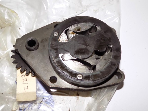 3914008: PUMP, LUBRICATING OIL | Novi Group