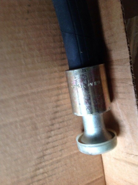 8P-1357: HOSE A | Novi Group
