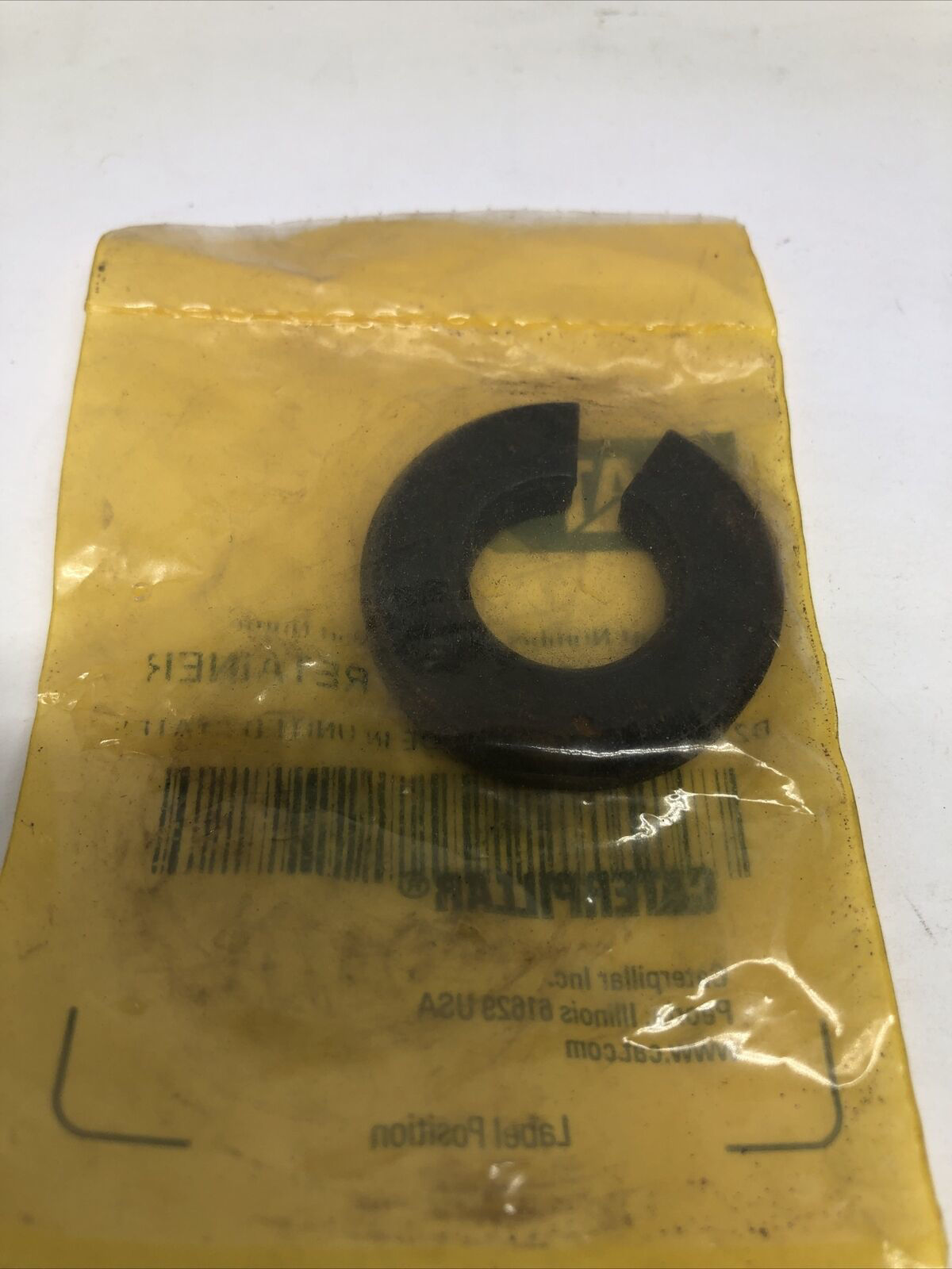 1U-2405: RETAINER | Novi Group