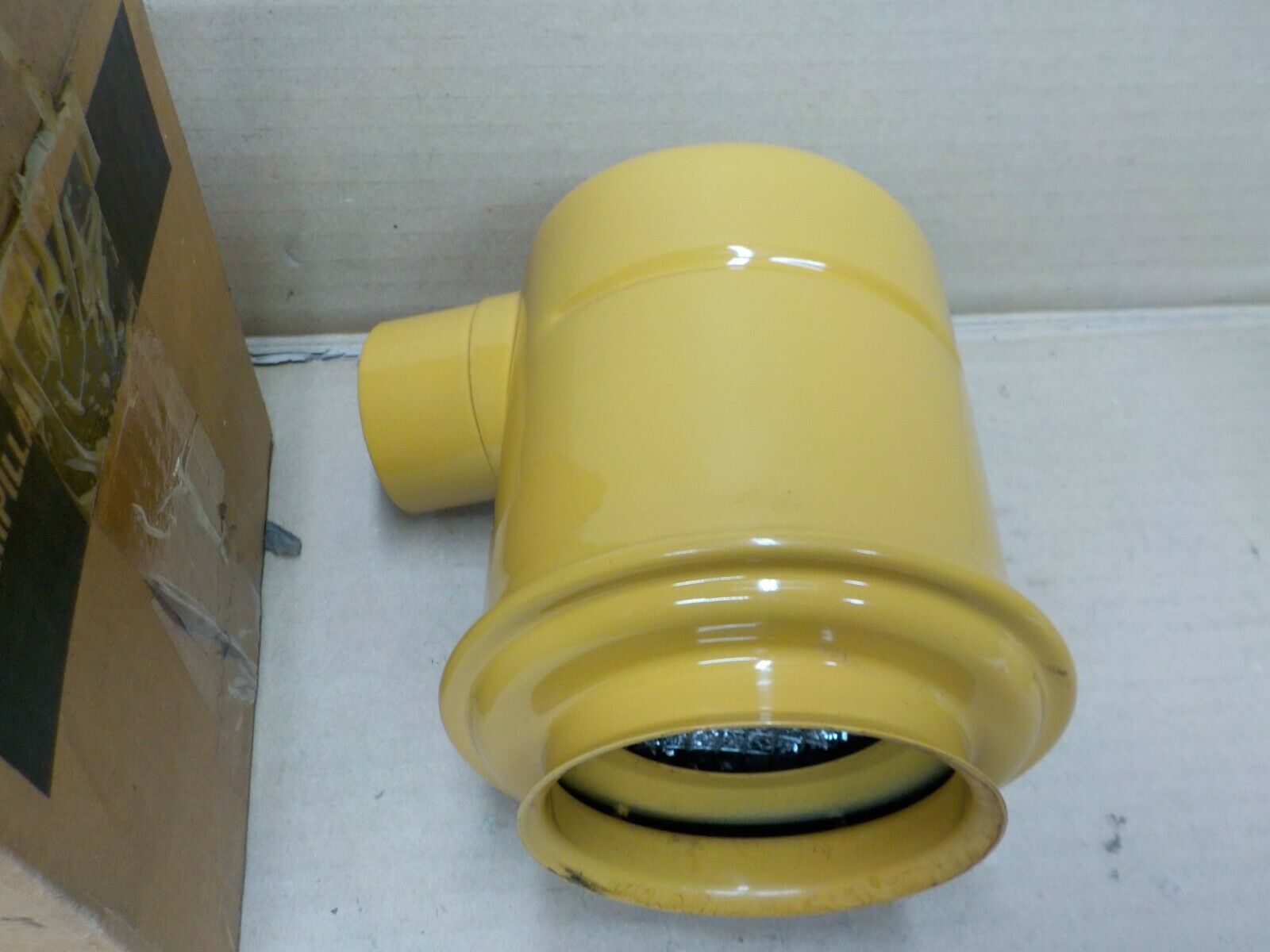 4W-3027: BREATHER A | Novi Group