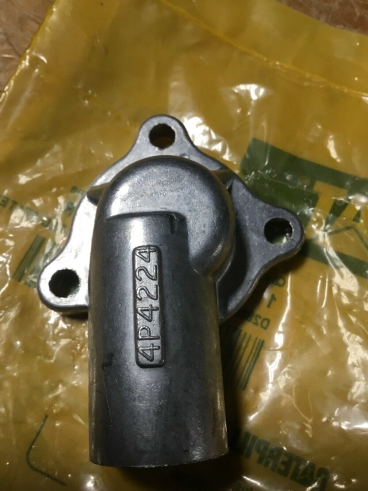 4P-4224: COVER | Novi Group