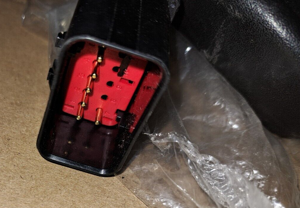 266-7632: CONTROL GP-HANDLE -RH | Novi Group