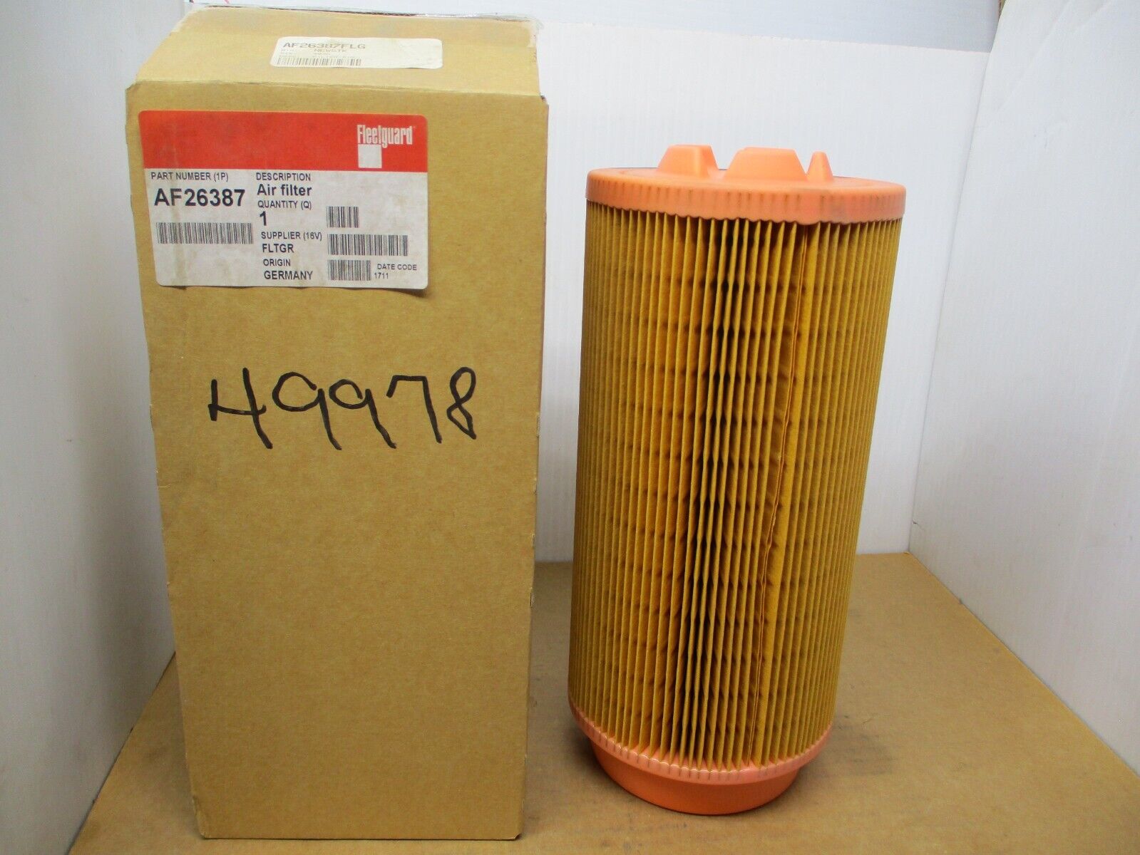 Fleetguard-AF26387: AIR FILTER | Novi Group