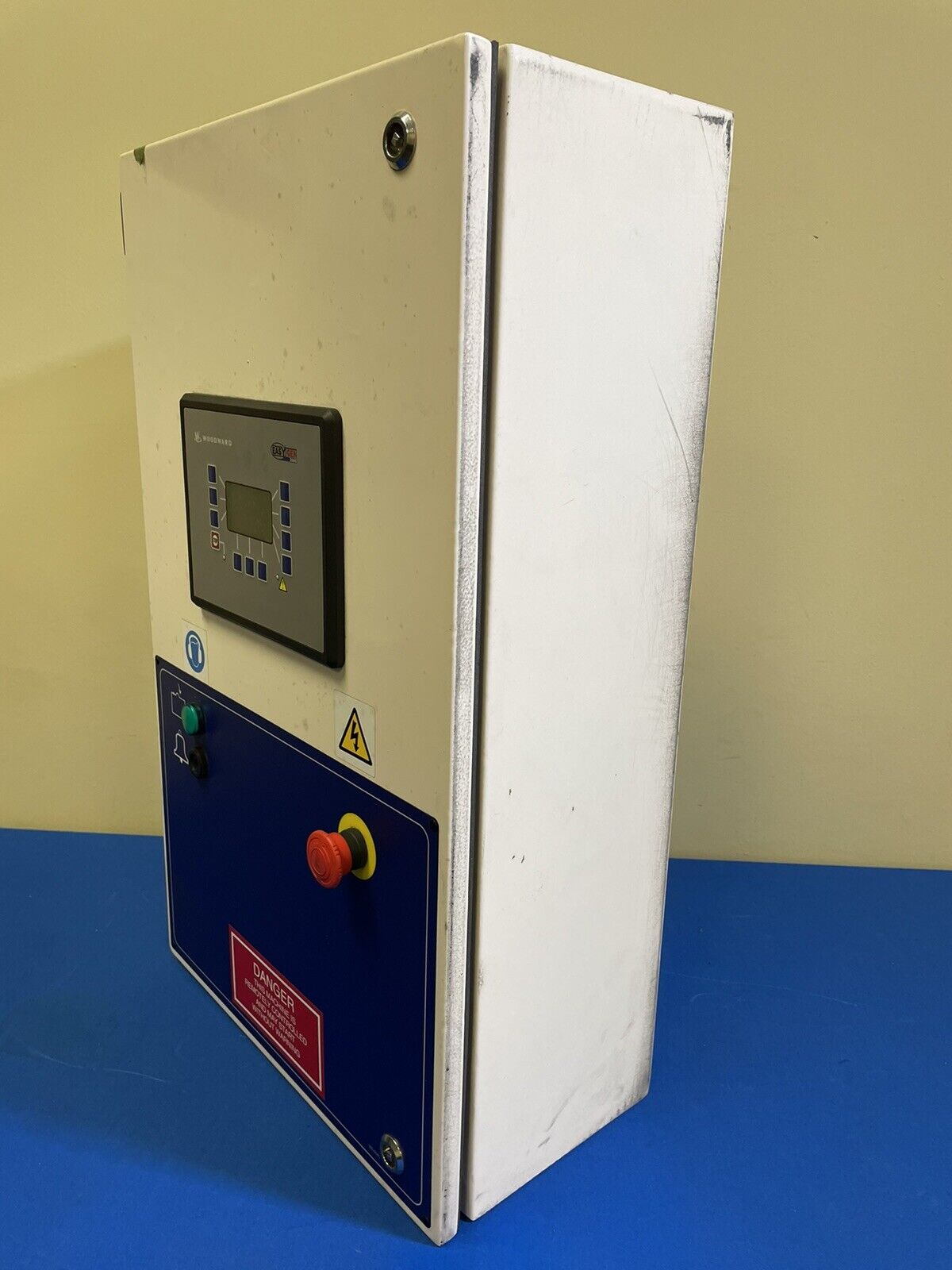 EASYGEN-2500-5/P1: Control Panel | Novi Group